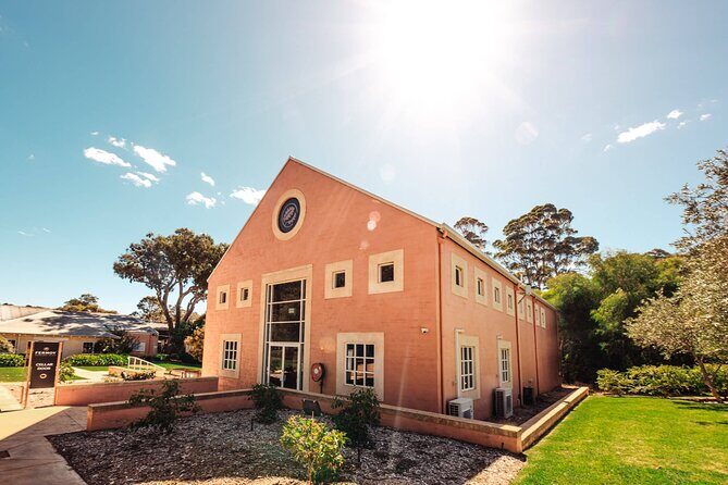 Premium Winery Tour with Tannin Road (Departs Dunsborough) - The Itinerary: What to Expect at Each Stop