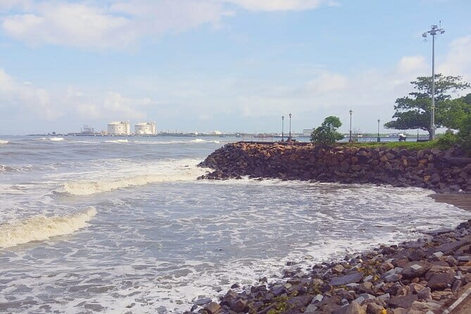 Private 7-Day Kerala Tour with Houseboat Cruise from Mumbai with 2-Way Flights - What Does This Tour Mean for You?