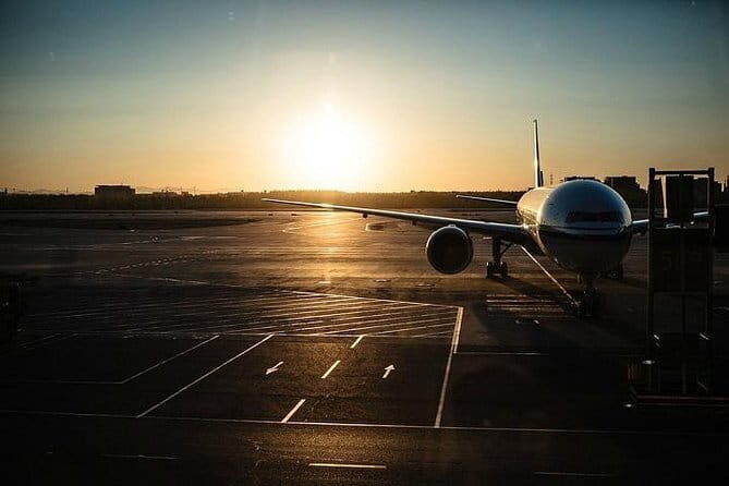 Private Airport Transfer Service: Between PEK Airport and Hotel - Why Choose This Transfer Service?