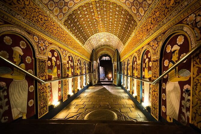 Private All Inclusive Day Tour to Kandy from Colombo and Negombo - Who Should Book This Tour?