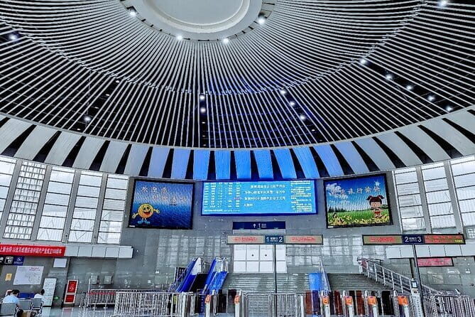 Private Arrival Transfer: Tianjin Cruise Port to Train Stations (Tianjin/Tanggu) - Meeting Point and Flexibility