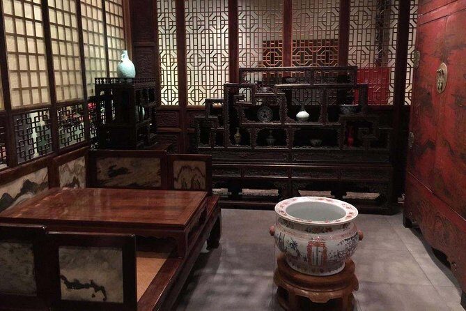 Private Beijing Art Tour including Red Gate Gallery, 798 Art Zone and Guanfu Museum - FAQ: Practical Questions About the Tour