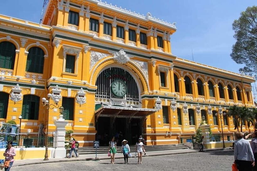 Private Day Tour: Cu Chi Tunnels & Iconic Saigon Landmarks - The Journey Begins: Visiting the Cu Chi Tunnels