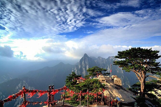 Private Day Tour: Mountain Huashan with Local Food - Why This Tour Offers Great Value