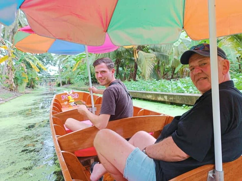 Private Floating & Train Market + DRAGON Temple + Thai Cafe - FAQs