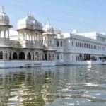 Private Full-Day Udaipur City Tour with Guide - Transportation & Service Quality