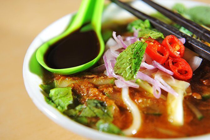 Private George Town by Night with Food Tasting and Trishaw Ride - The Food: A Highlight for Many