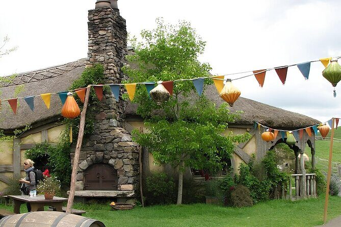 Private Hobbiton & Blue springs & Redwood forest from Auckland - What’s Included and What to Expect