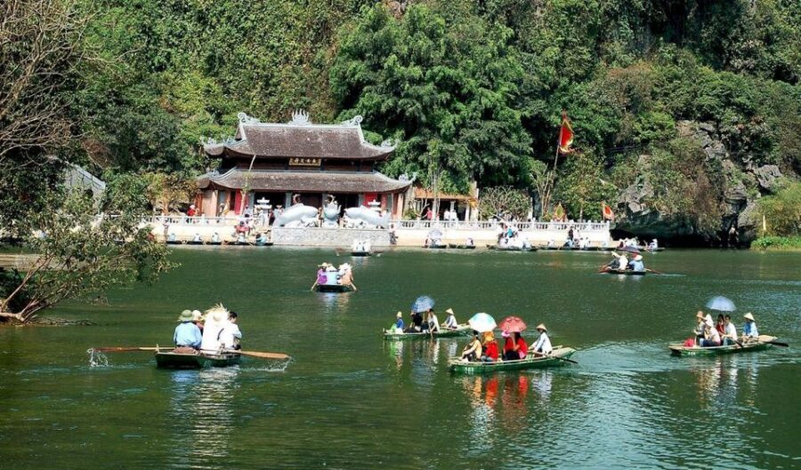 Private Incense Village and Perfume Pagoda Tour - Analyzing the Value