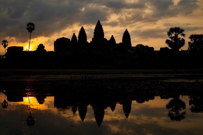 Private Multi-Day VIP Tour in Siem Reap - Transportation and Practical Details