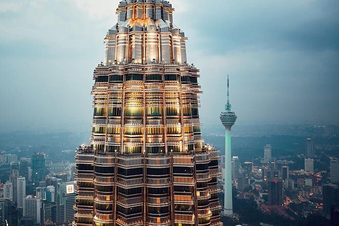 Private Night Tour: Petronas Twin Tower And Shopping - An In-Depth Look at the Tour Experience