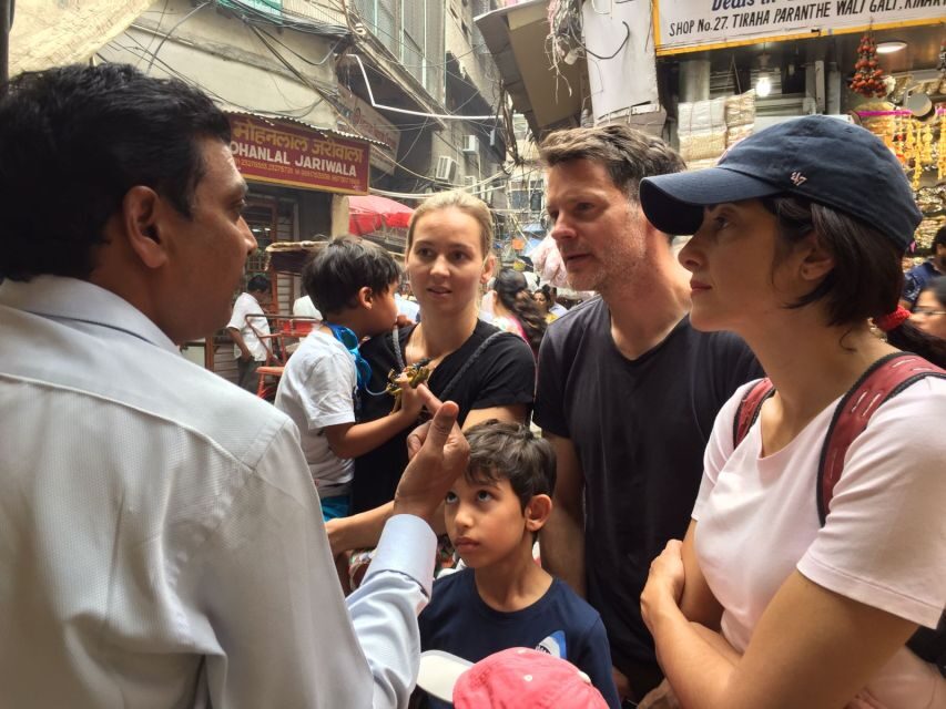 Private Old & New Delhi Tour with Monument Ticket and Lunch - What Sets This Tour Apart?