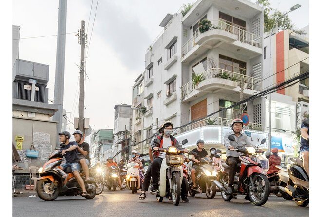Private Sai Gon VEGAN VEGAN Food By Walking - Exploring Ho Chi Minh City on a Scooter with Food and Culture