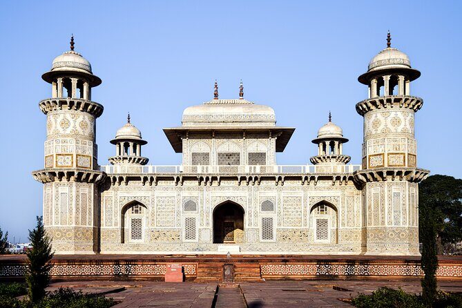 Private Taj Mahal Day Tour with Agra fort & Baby Taj by Car - The Itinerary Breakdown: What to Expect