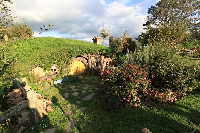Private The Hobbiton Tour - Auckland Tour House - Why Travelers Value This Tour