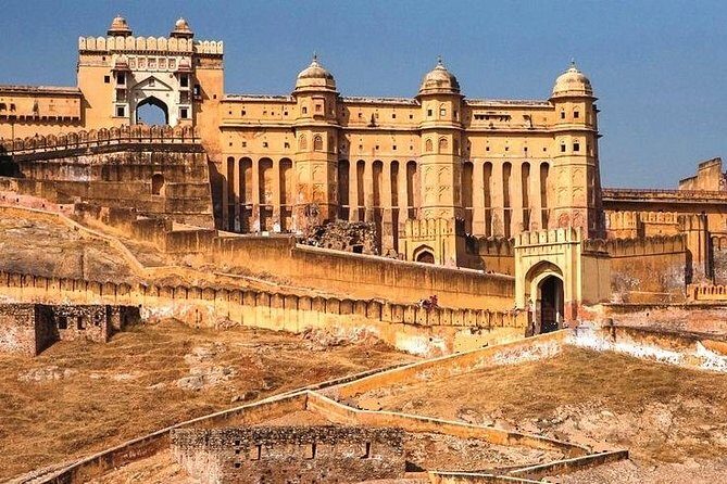 Private Tour: 2-Day Jaipur by Train from Delhi - Jaipurs First Day: Arrivals and Highlights