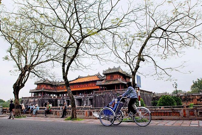 Private Tour: Experiencing Hue's Street Food by Cyclo - Why This Tour Is a Great Choice