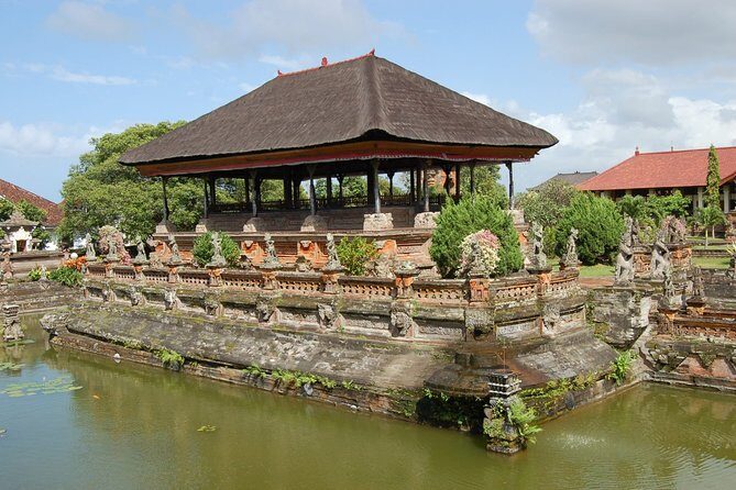 Private Transfer from Ujung Pandang Airport (UPG) to Totaka - How It Fits into Your Travel Plans