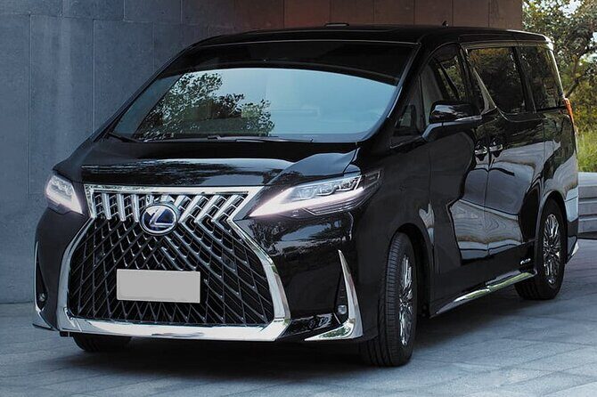 Private Transfer: Hong Kong Airport HKG to Hong Kong City in Luxury Van - Detailed Review of the Experience