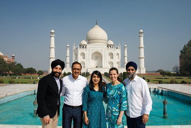 Private Transfer Jaipur From Agra With Taj Sunrise Agra Fort and Fateh Pur Sikri - Exploring Agra Fort