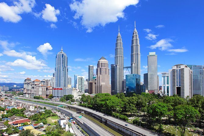 Private Transfer : Johor Bharu (JB) to Kuala Lumpur (KL) - Who Should Book This Transfer?