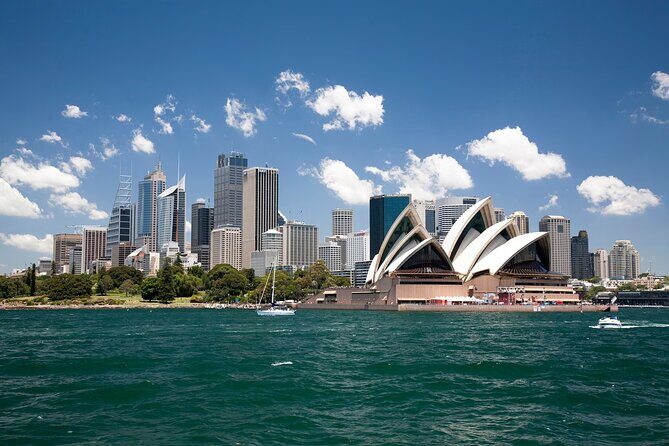 Private Transfer Sydney International Airport SYD to Sydney City - Who Should Consider This Transfer?
