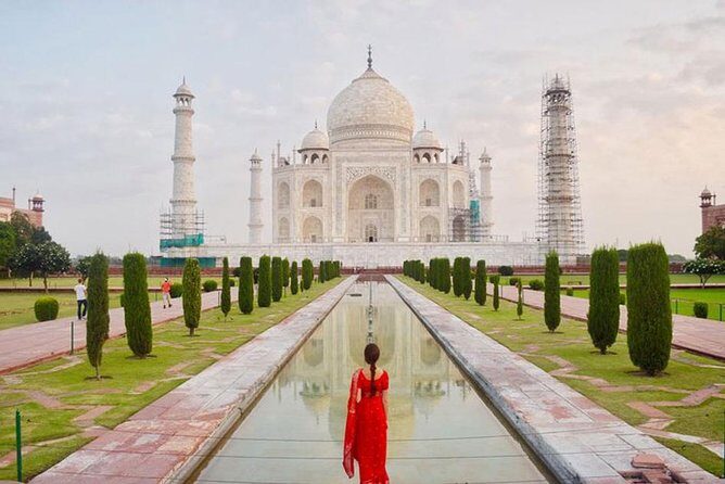 Private Trip to Taj Mahal & Agra Fort by Gatimaan Express Train - Shopping and the Tomb of Itimad-ud-Daulah