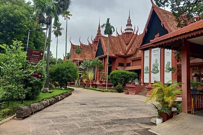 Privately Guided Full Day TukTuk Tour in Phnom Penh - An In-Depth Look at the Itinerary