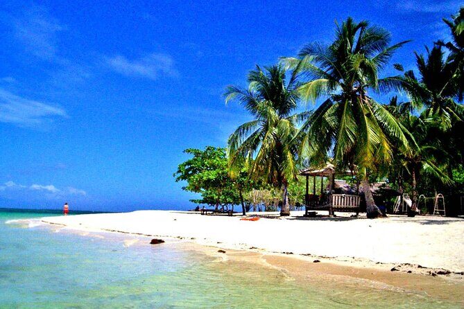 Puerto Princesa: Honda Bay Island Hopping with Buffet Lunch - Authentic Experiences and Challenges