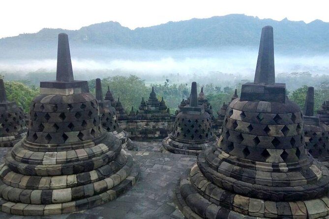Punthuk Setumbu Sunrise, Borobudur Temple And Merapi Lava Experience - Practical Tips