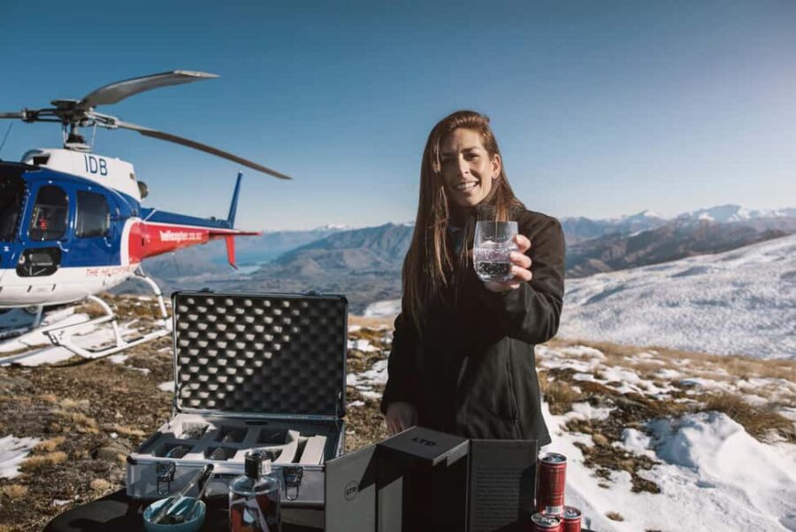 Queenstown: Helicopter Flight and Gin Tasting Tour - An In-Depth Look at the Queenstown Helicopter and Gin Tour