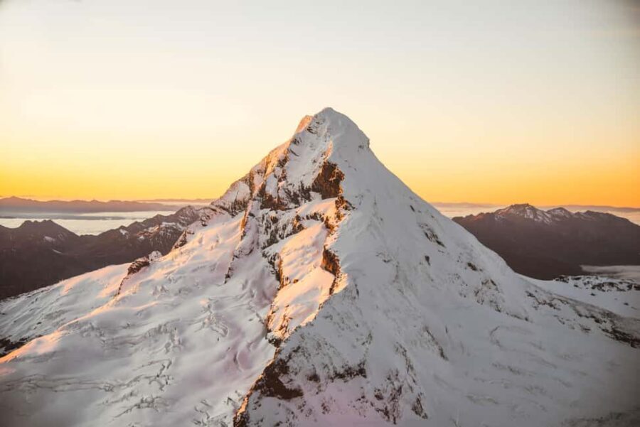 Queenstown: Sunrise Glacier Scenic Flight - Detailed Breakdown of the Experience