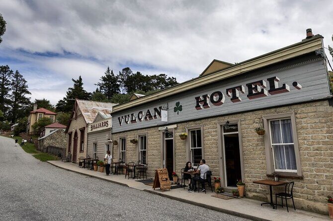 Queenstown to Middlemarch via Cromwell Small-Group Tour (One-Way) - What Makes This Tour Stand Out?