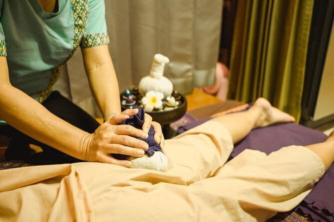 Rest And Relax Massage - Refreshing Aromatherapy in Soi Sukhumkit 21 - The Experience in Detail