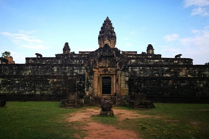 Rolous Group Temples plus lunch with Sunset Tour - Authentic Experiences and Practical Tips