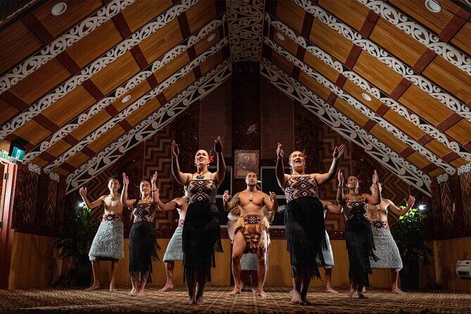 Rotorua: Te R Guided Experience + Haka - Why This Tour Works