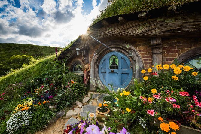 Rotorua to Auckland via Hobbiton Tour with Lunch - One Way - Review of the Tour Experience