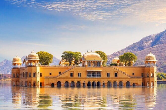 Same Day Jaipur Tour By Car - Transportation & Guides: Why They Matter
