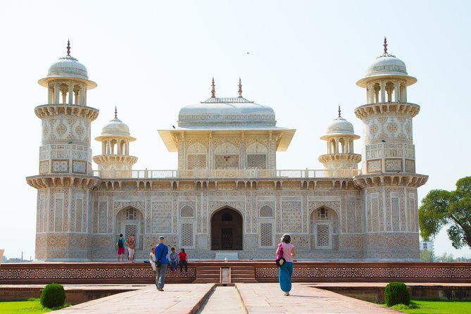 Same Day Taj Mahal Tour By Gatimaan Express Train - The Authentic Experience and Traveler Feedback