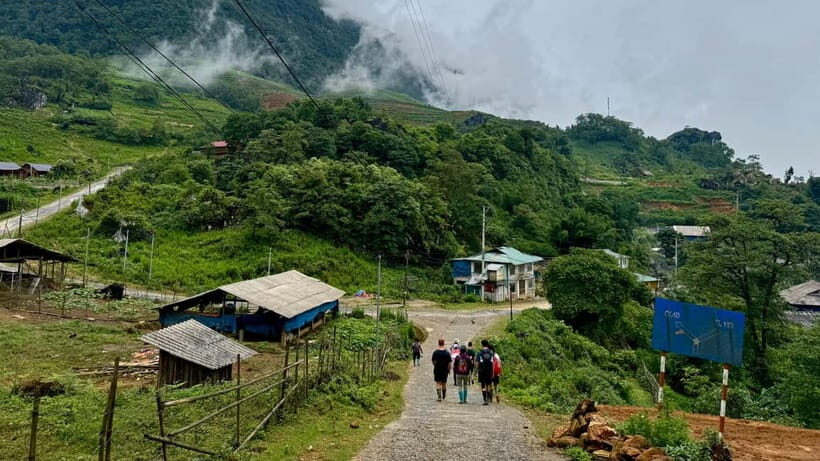 Sapa 2-Day Trekking Tour  Explore Villages & Scenic Trails - What to Expect and How to Prepare