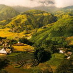 Sapa: Muong Hoa Mountain Views and Villages Trek with Lunch - Trekking to the Top of Sa Seng Mountain