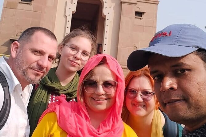 Sarnath Buddhist Temple Tour with Monu - A Closer Look at the Sarnath Buddhist Temple Tour