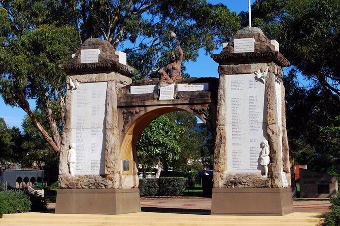 Self-Guided Scavenger Hunt: Wollongongs Storied History - Key Points