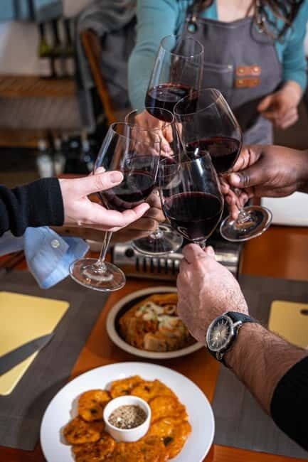 Seoul: Kimchi Dishes Cooking Class with Wine Pairing - Why This Experience Works