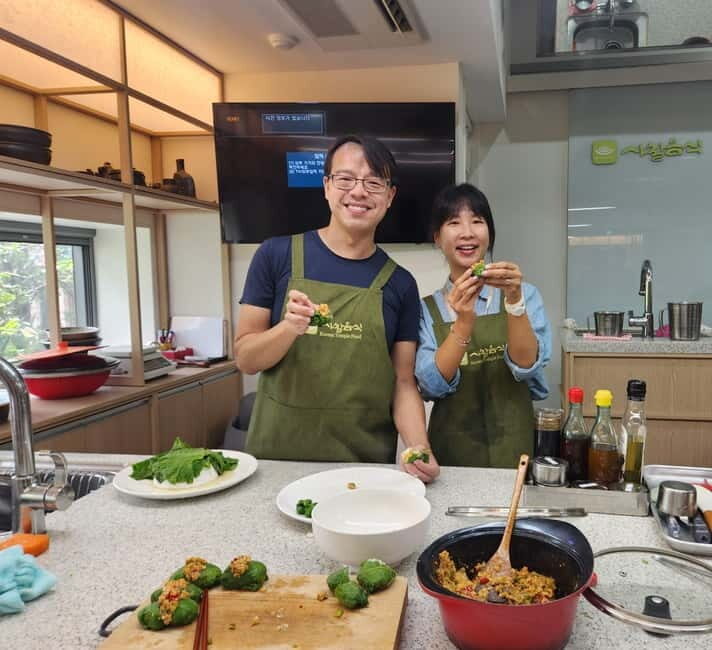 Seoul: Vegan Temple Food Class, Jogyesa & Changdeokgung Tour - Who Should Consider This Tour?
