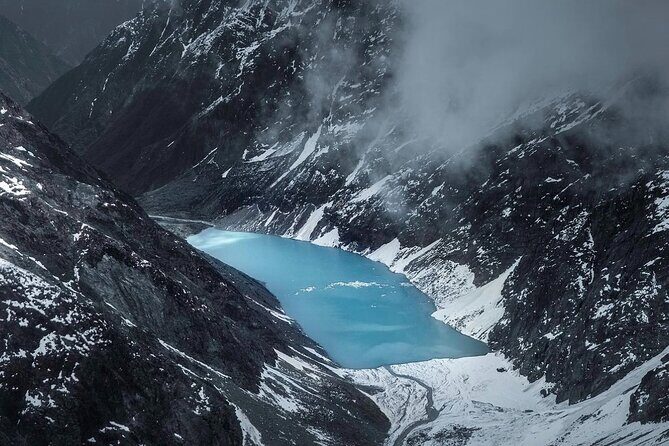 Shackleton Glacier Whiskey Endurance - 50mins - The Snow Landing on Shackleton Glacier