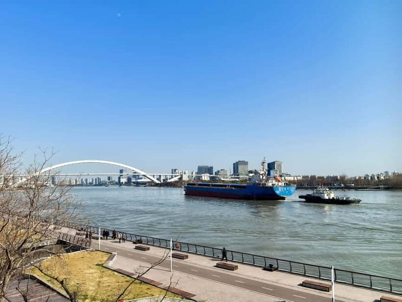 Shanghai Citybike/Citywalk at New Bund&Local Life Experience - Exploring Shanghai’s New Bund by Bike – What to Expect