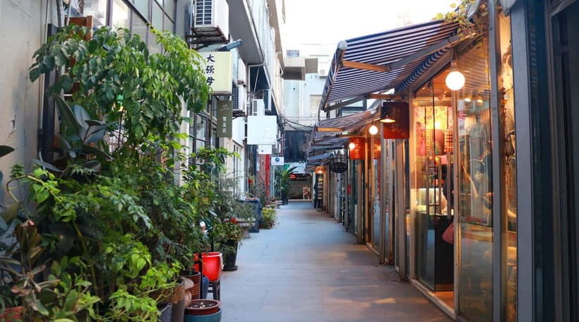 Shanghai Essentials: Culture, Cuisine, Garden & Night Views - Exploring the Sights in Detail