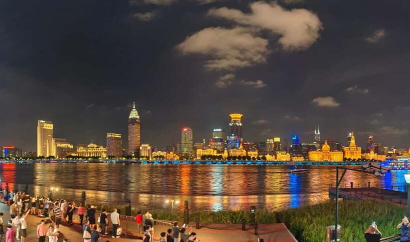 Shanghai: Full-Day Itinerary with Jing'an Temple & The Bund - Practical Details and What It Means for You