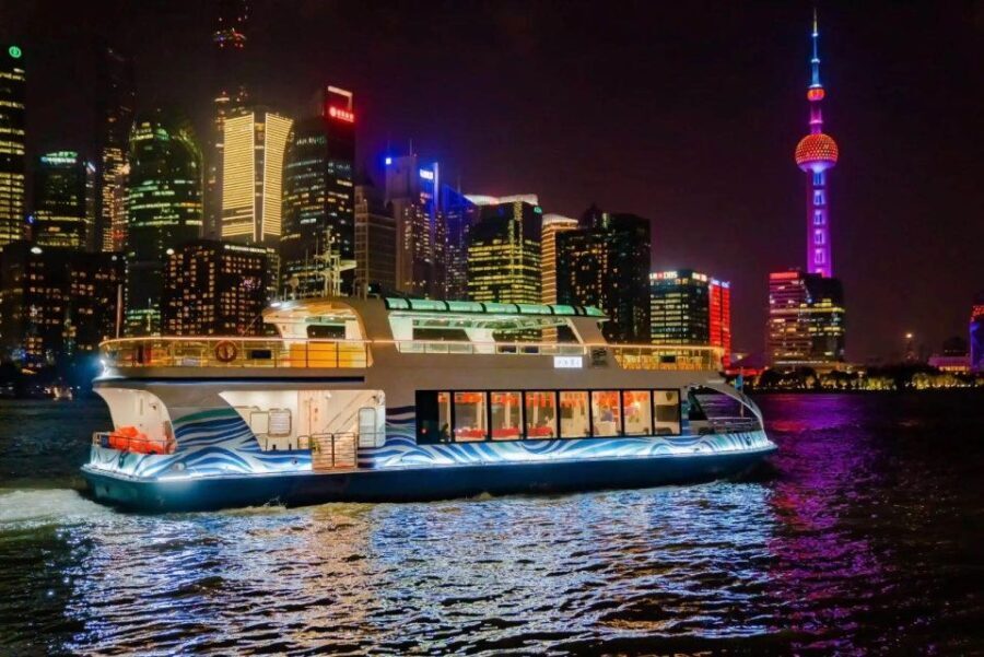 Shanghai: Night River Cruise Tour with Xinjiang Style Dining - Analyzing the Value